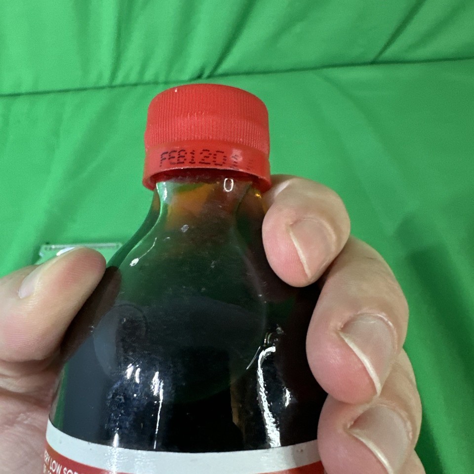 10oz Coca-Cola Classic Stubby Glass Bottle With Plastic Cap Vintage | eBay