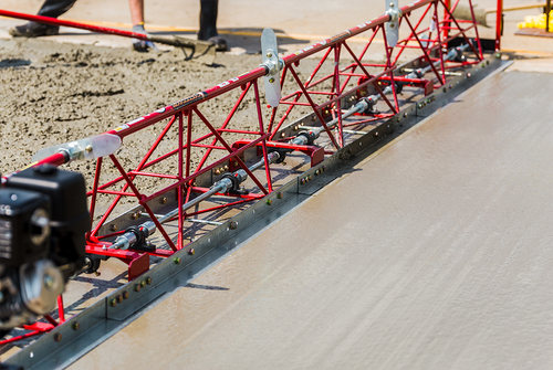 Allen- 42.5' Vibratory Engine Driven Truss Screed W/End Handles and ...