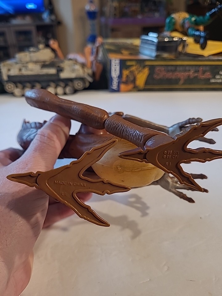 Vintage 1996 MIB MEN IN BLACK 10” Alien Terrorist Edgar Action Figure ...