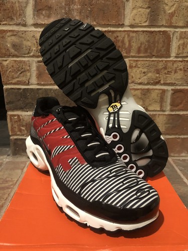 New 10 Nike Air Max Plus TN SE Big Logo Black Zebra Striped AT0040-001 ...