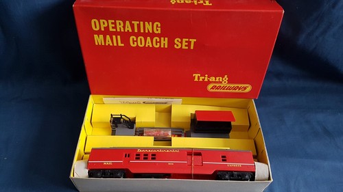 RARE TRIANG R400 RED TRANSCONTINENTAL OPERATING MAIL COACH SET NEW ...