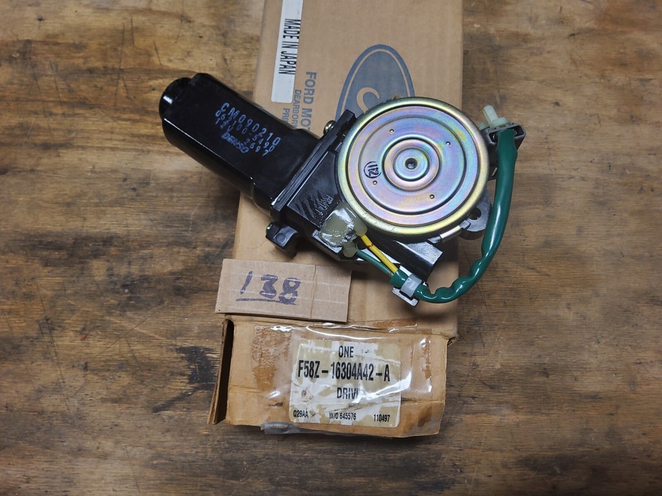 Ford F58Z-16304A42-A Window Regulator Motor 1995-96 Windstar Driver ...