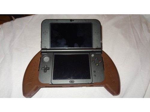 Nintendo New 3DS XL Comfort Grip V3 Ergonomic Handheld Controller ...