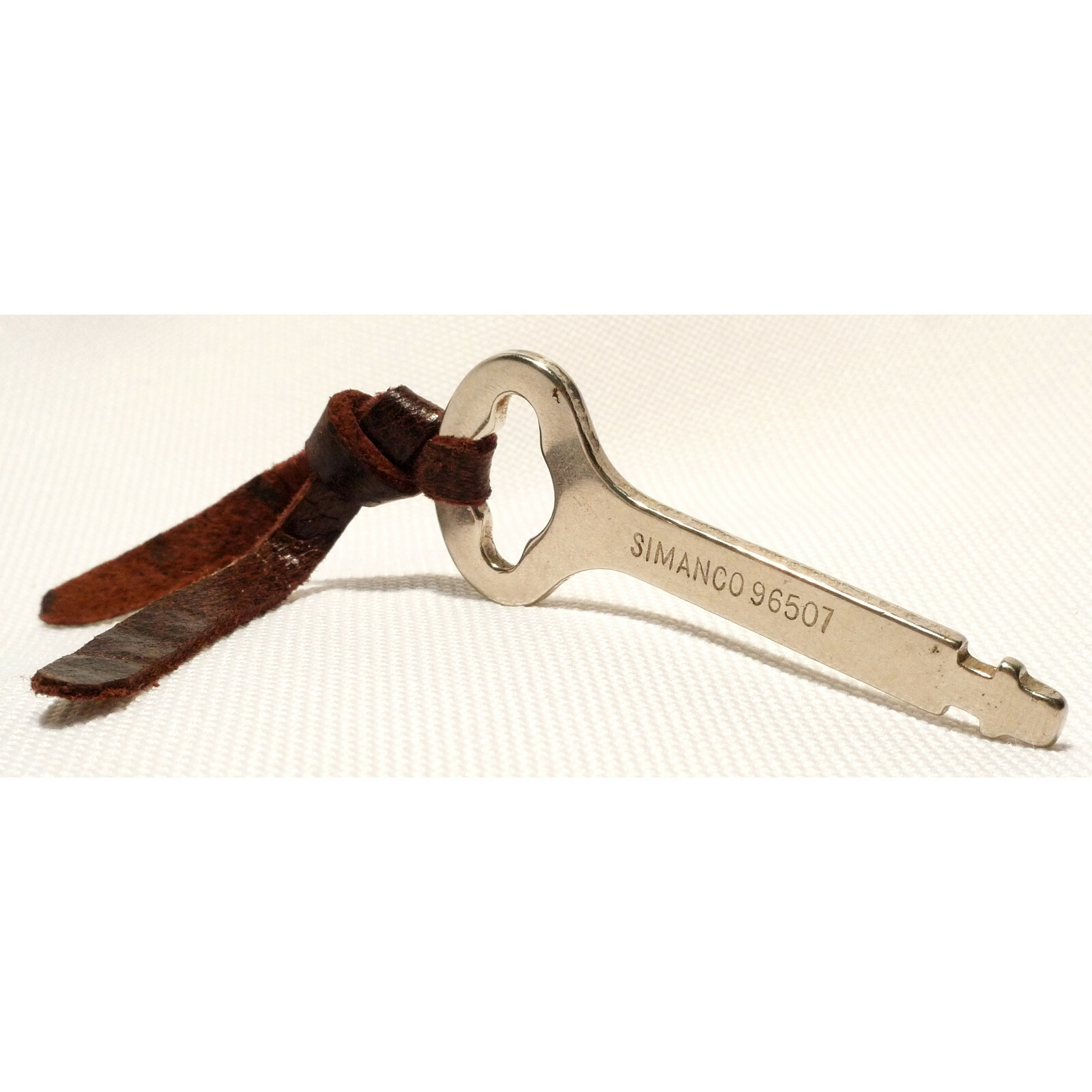 Authentic Vintage SINGER SIMANCO 96507 Key Sewing Machine Bentwood Case ...