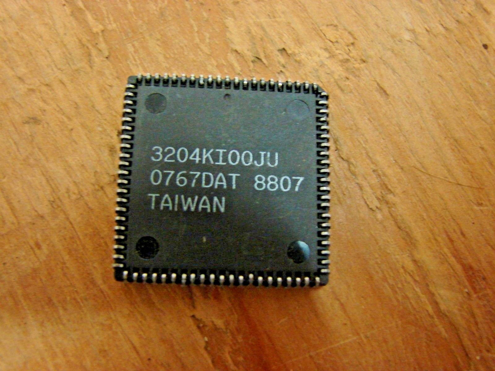 WD11C00C-JU WDC 1985 Vintage WD11C00 IC chip 8806 | eBay