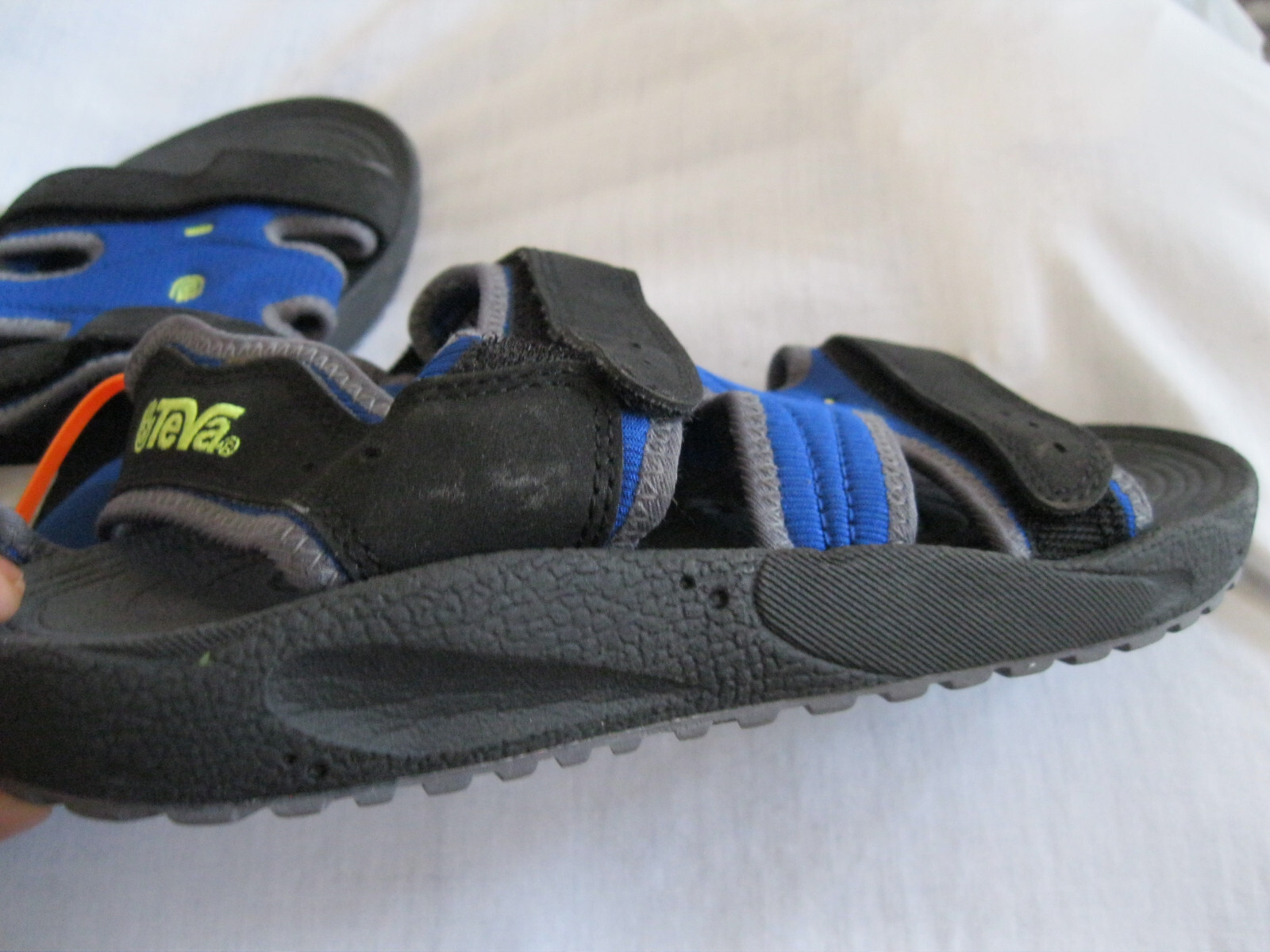 TEVA BOYS PSYCLONE WIDE STRAP SANDALS, SIZE 4M | eBay