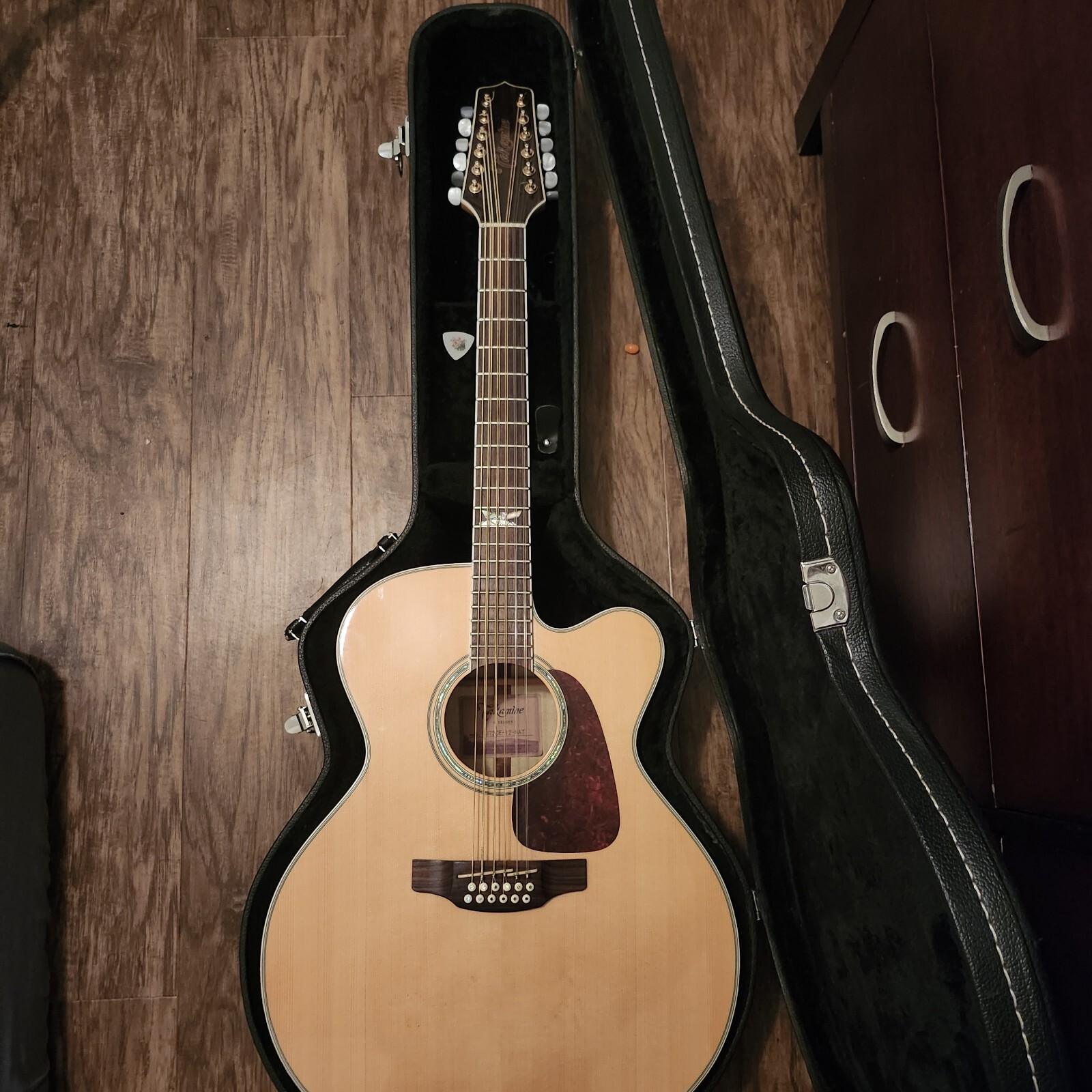 Takamine GJ72CE-12NAT Jumbo 12-String Acoustic/Electric, Natural ...
