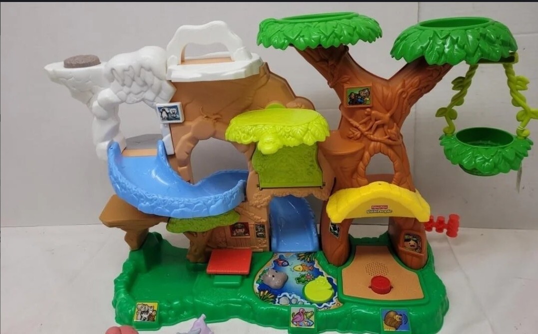 Vintage Fisher Price Tree House