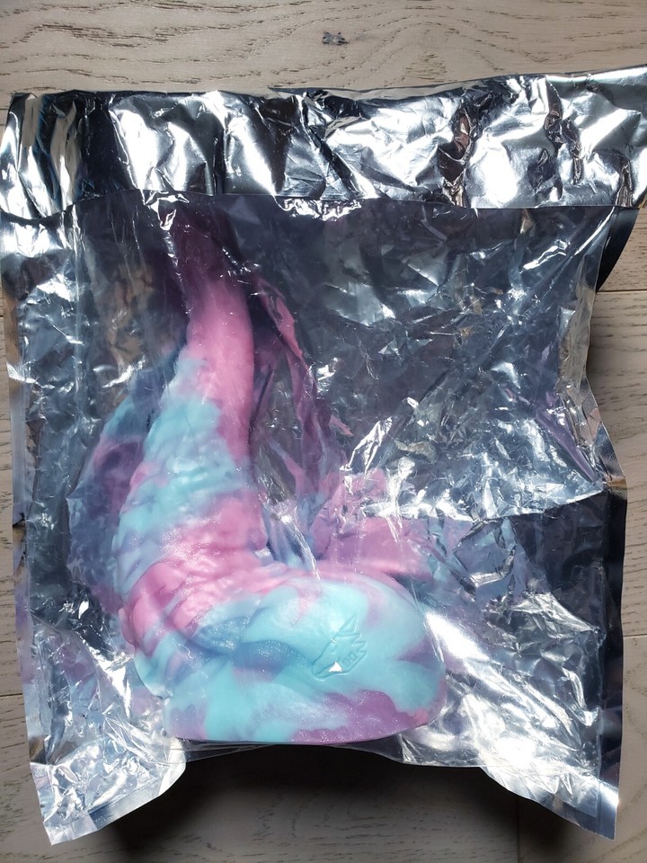 NEW Bad Dragon TAKO Fantasy MEDIUM GLOW Silicone Dildo Toy GITD RARE | eBay