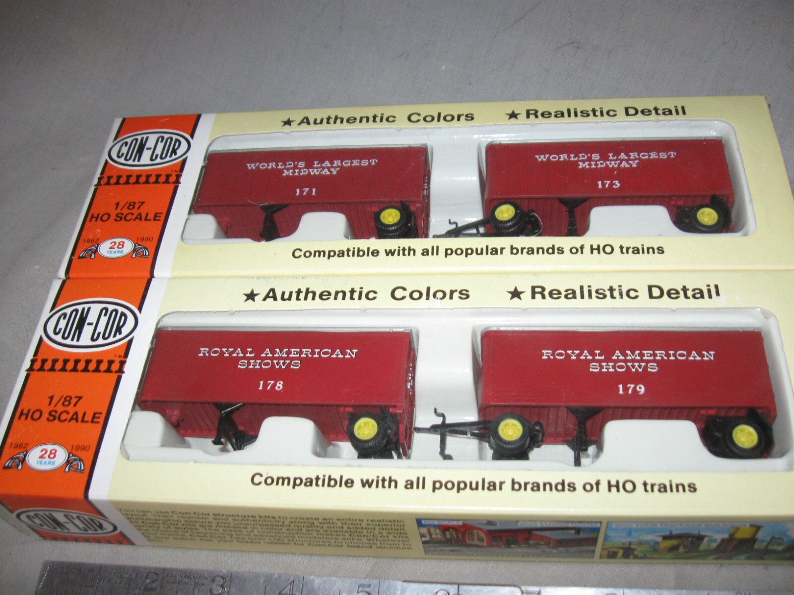 A9507 HO 4 CON COR ROYAL AMERICAN SHOWS CIRCUS TRAIN 27' TRUCK TRAILERS ...