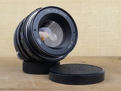 KMZ Helios 44M 58mm F/2 Petzval Modification Dreamy Swirly Bokeh M42 ...