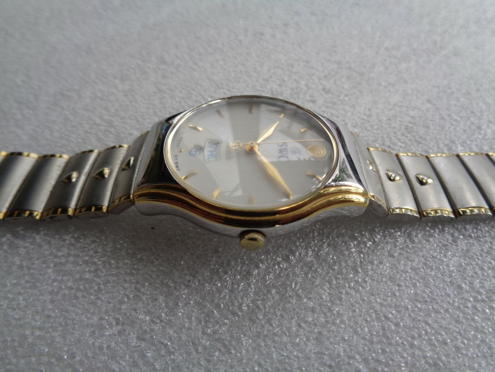 RARE 2 TONE SAMSUNG NOBILE SWC KOREA QUARTZ MD SIZE 32 MM QUARTZ MENS ...