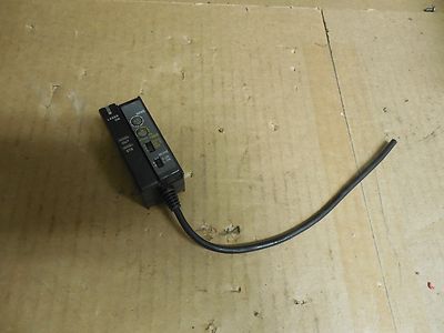 KEYENCE LASER SENSOR FS-L70 12-24Vdc 100mA FSL70 | eBay