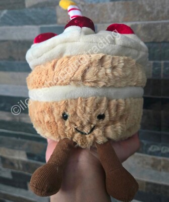 AUTHENTIC RARE JELLYCAT AMUSEABLES STRAWBERRY BIRTHDAY CAKE CUDDLY TOY ...