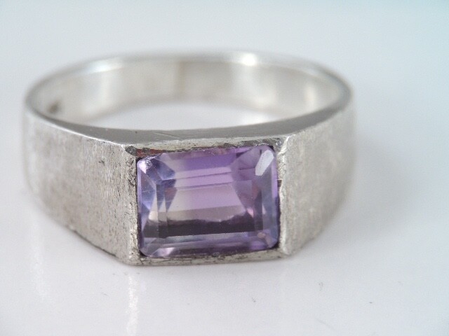 LARGE VINTAGE MENS STERLING SILVER AMETHYST RING sz 1… - Gem