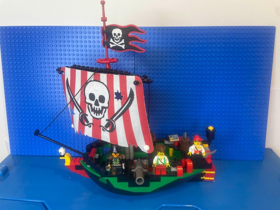 Lego Pirates 6250 Cross Bone Clipper 100% Complete | eBay