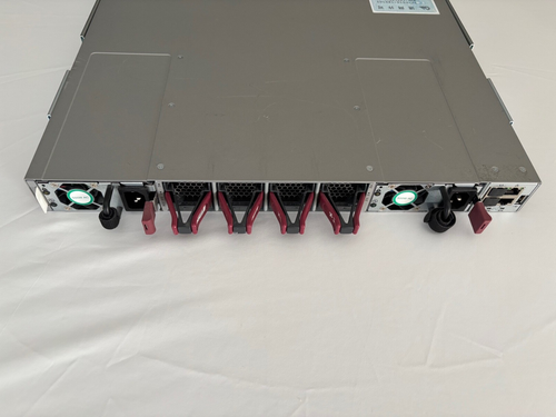 Switch Cisco Nexus 93180 YC-FX en très bon état - testés | eBay