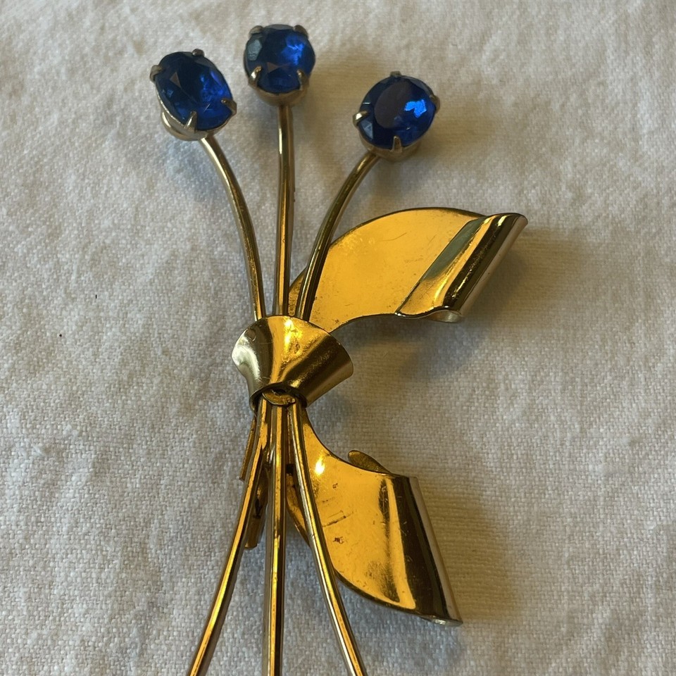 Signed Coro Gold Tone Brooch Pin Flower Blue Rhinestone Vintage | eBay