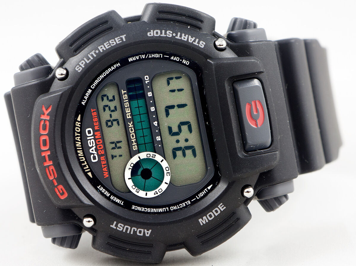 Casio DW-9052-1V Mens G-Shock Chronograph Watch 200M WR Casio DW-9052-1V Mens G-Shock Chronograph Watch 200M WR