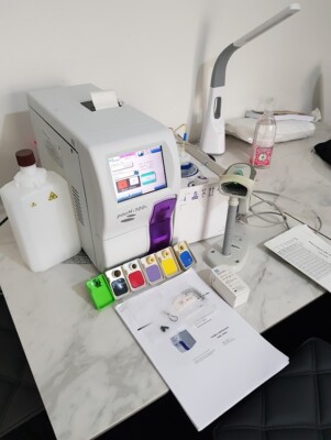 Sysmex pocH-100i Automated Hematology Analyzer in pristine condition ...