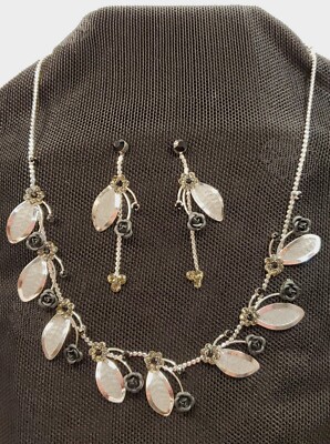 Christina Collection Necklace Earrings Silver tone Mesh Carved Roses 13 ...