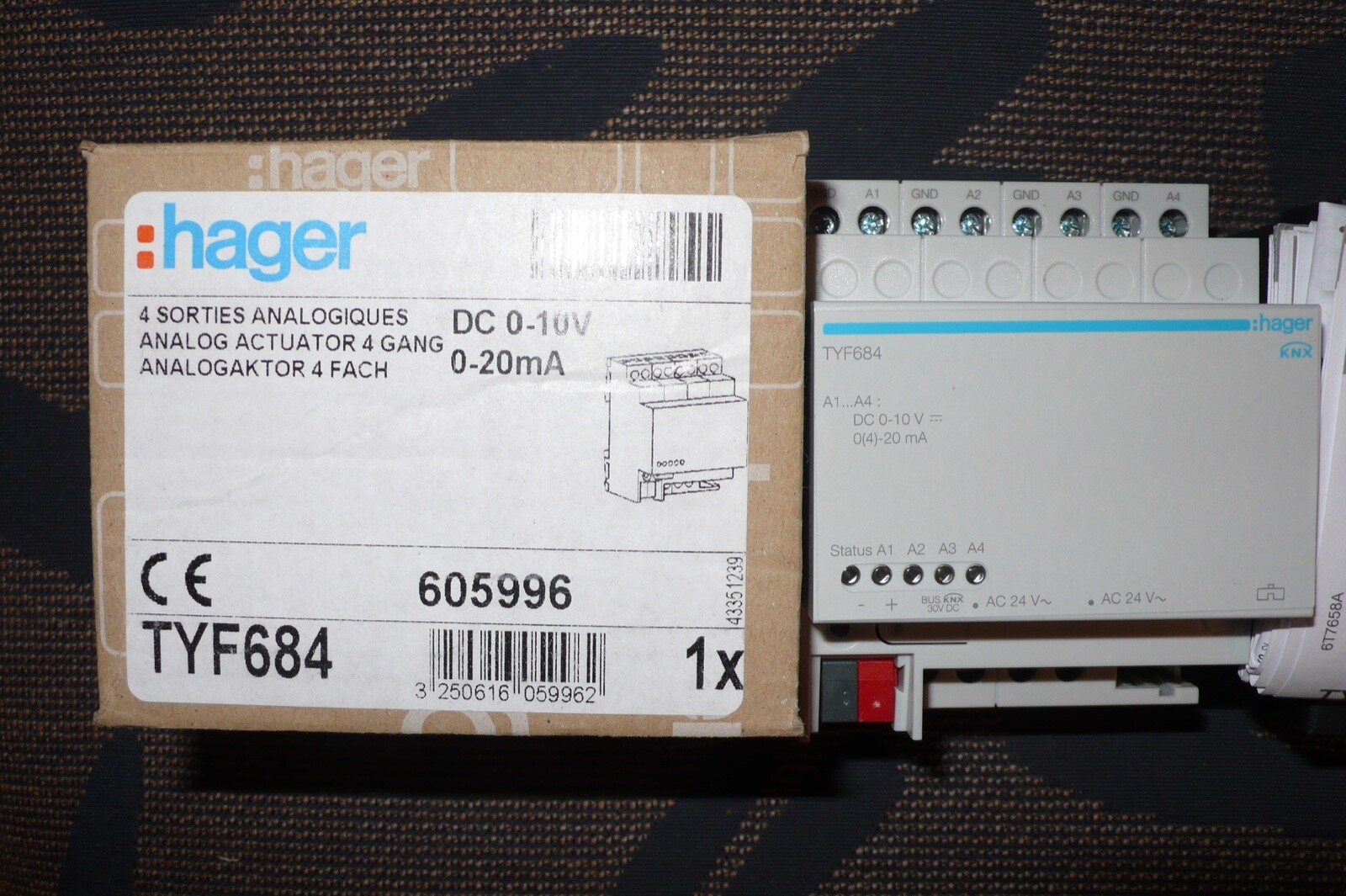 HAGER TYF684 Module 4 sorties analogiques AMD, KNX, TEBIS, 0-10Vdc 0(4 ...