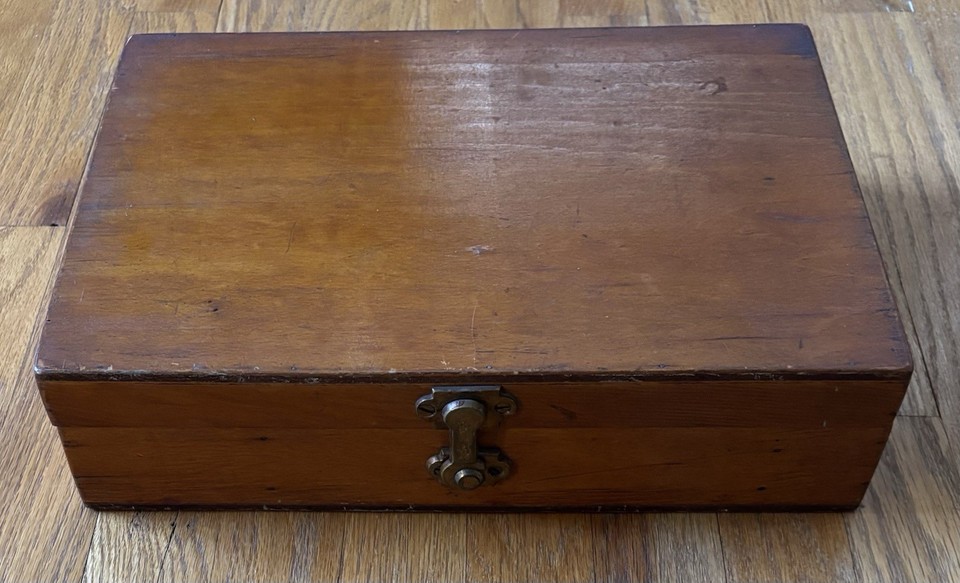 Vintage solid wood Box Case Writing Travel Desk Document Storage Arts ...