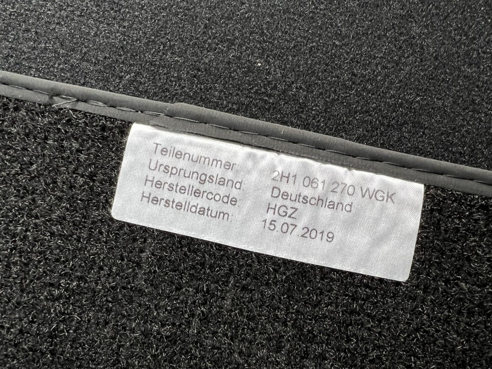 OEM VW Floor Mats Amarok 2H Velour Black Original Carpet Fabric With ...