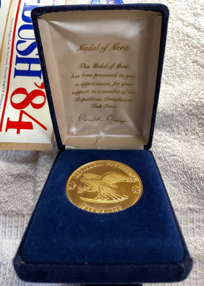 Original Vintage '84 Ronald Reagan Task Force Pins Stickers Medal Merit ...
