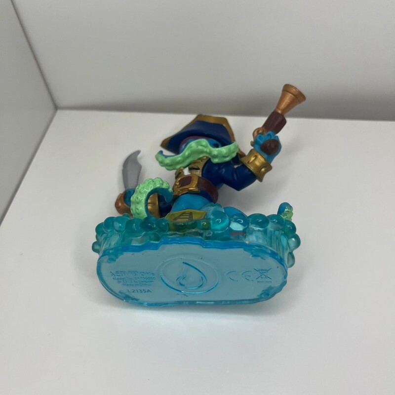 Skylanders Wash Buckler Figure - Skylanders Swap Force, Water Element ...