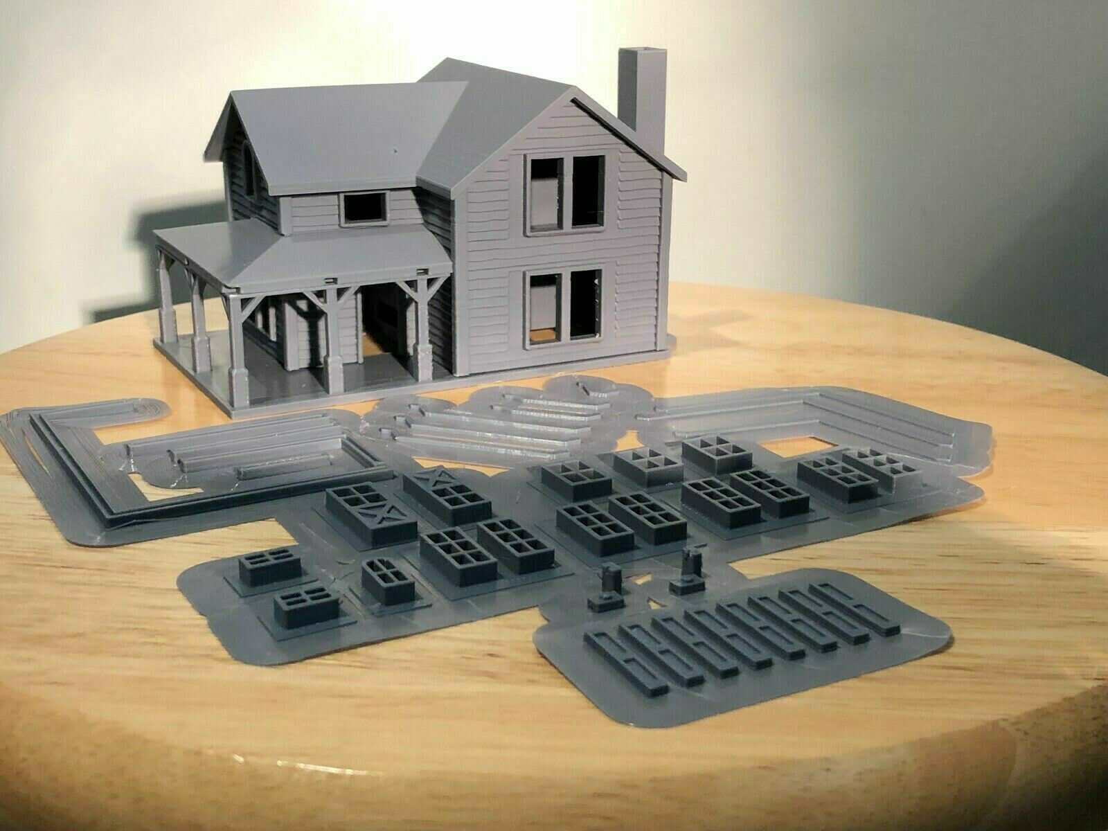 HO Scale 2 story farm house set (Gray) Hobby train town unassembled diy ...