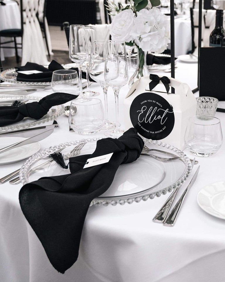 BESPOKE POLYESTER NAPKINS 55 COLOURS DECOR WEDDING EVENT | eBay UK