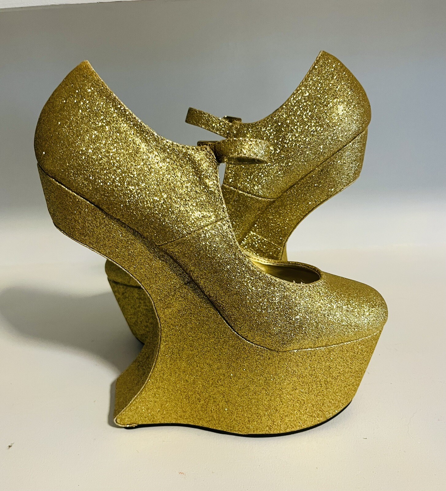 Bumper Gold Glitter Platform Heel Less Wedge Shoes Si… - Gem