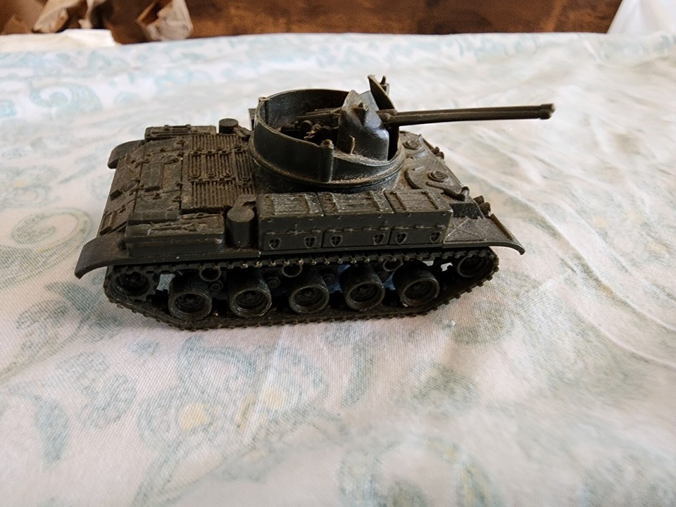 Roco MiniTanks 1/87 Scale M42 A1 Duster AA Tank Z-208 | eBay