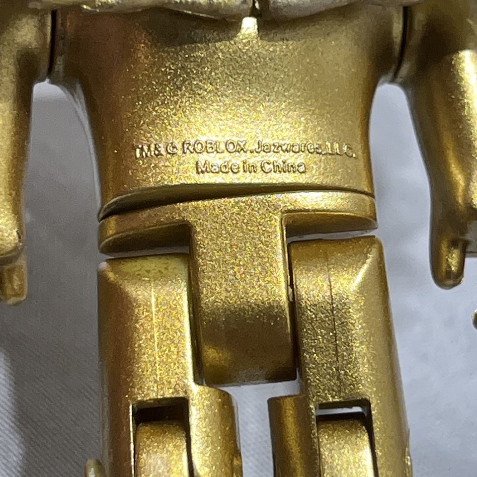 Roblox Celebrity Series 2: The Golden Bloxy Award Figure Gold Angel | eBay