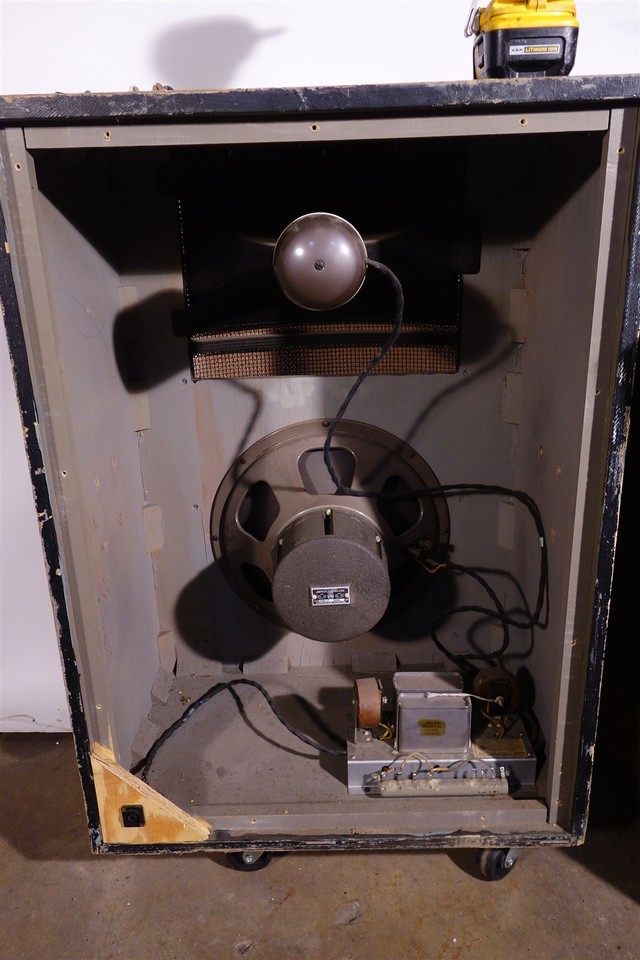 Pair of RCA Vintage Speakers MI-12424 MI-12432 MI-12405 RCA LS-1 ...