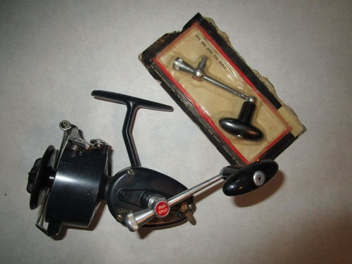 vintage MITCHELL 440 AUTO BAIL spinning fishing reel FRANCE w/ NOS 300 ...