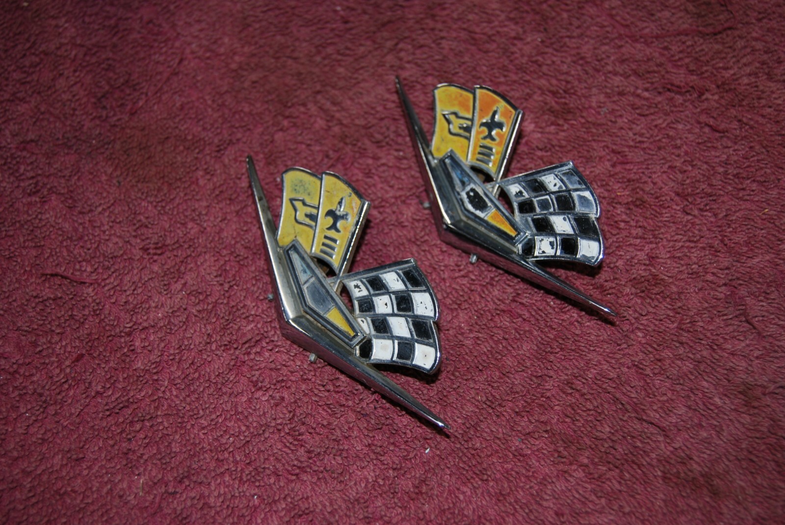1962-63 Chevrolet Corvette Front Fender Flag Emblems Set/2 Original ...