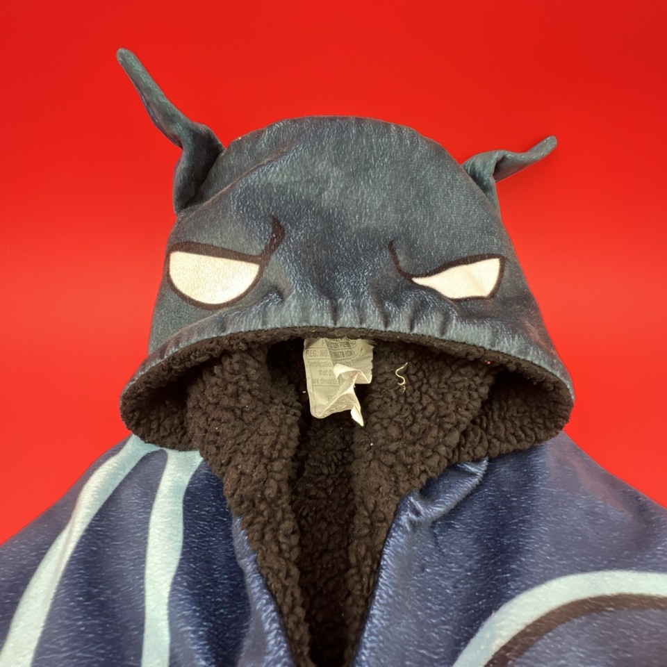 BATMAN DC Snuggle Wrap Cape Soft Blanket Comfy Throw hood kids costume ...