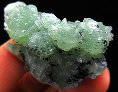 21.7g PREHNITE&Manganian-babingtonite crystal mineral specimen! | eBay