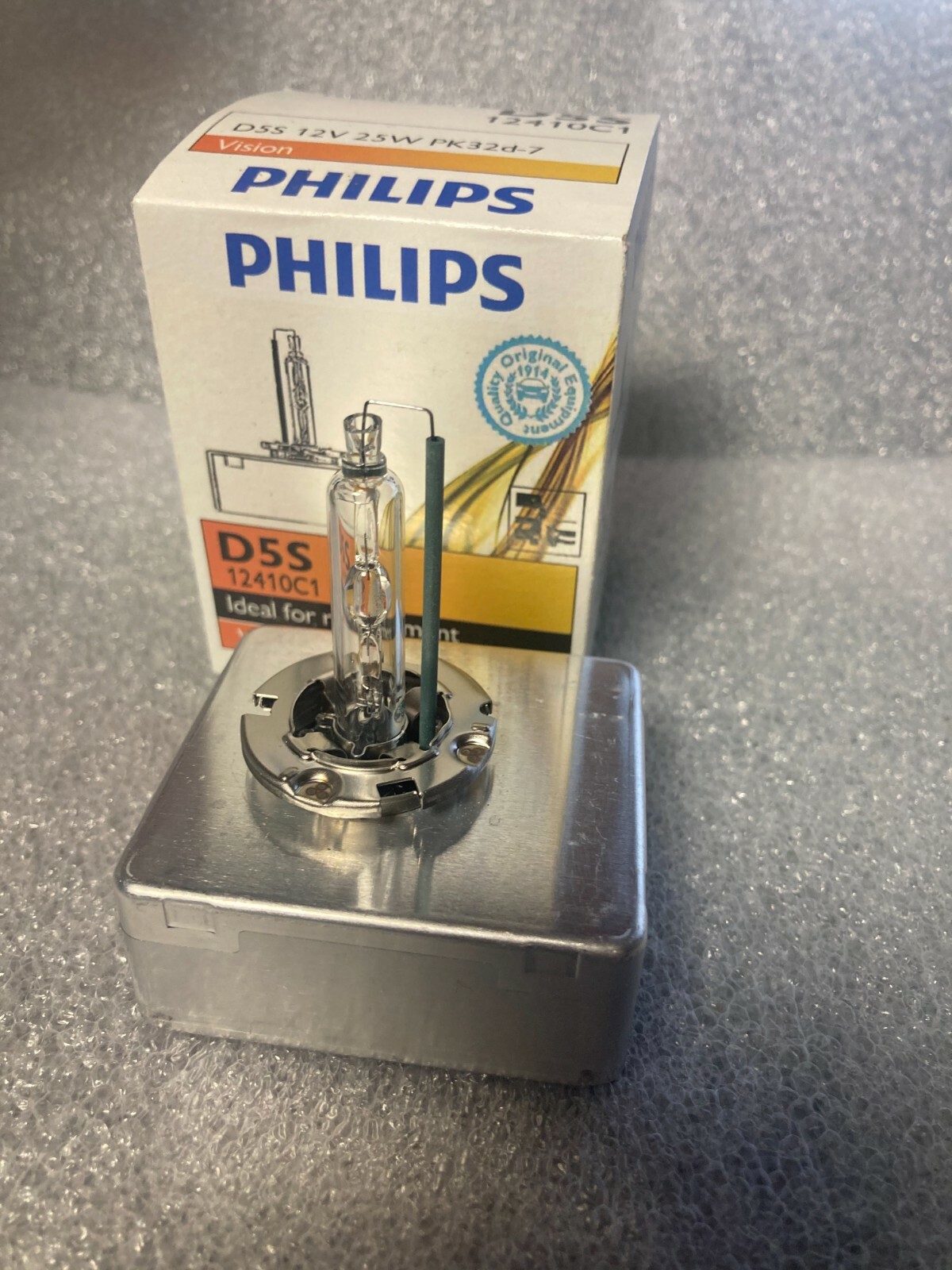 Genuine Philips headlight bulb 12410C1 Xenon D5S 8w0941235 Audi ...