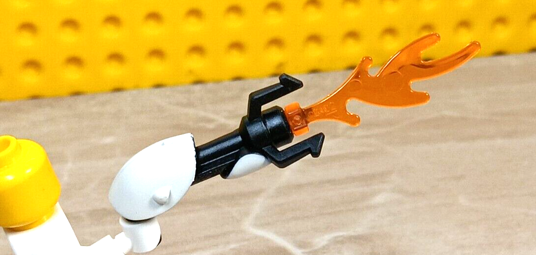 LEGO Minifigure Space Gun Video Game Portal Weapon Rubber Flame Thrower ...