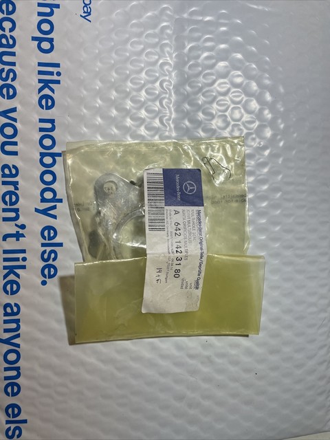 Mercedes-Benz 6421423180 Genuine OEM Exhaust Manifold Upper Seal for ...