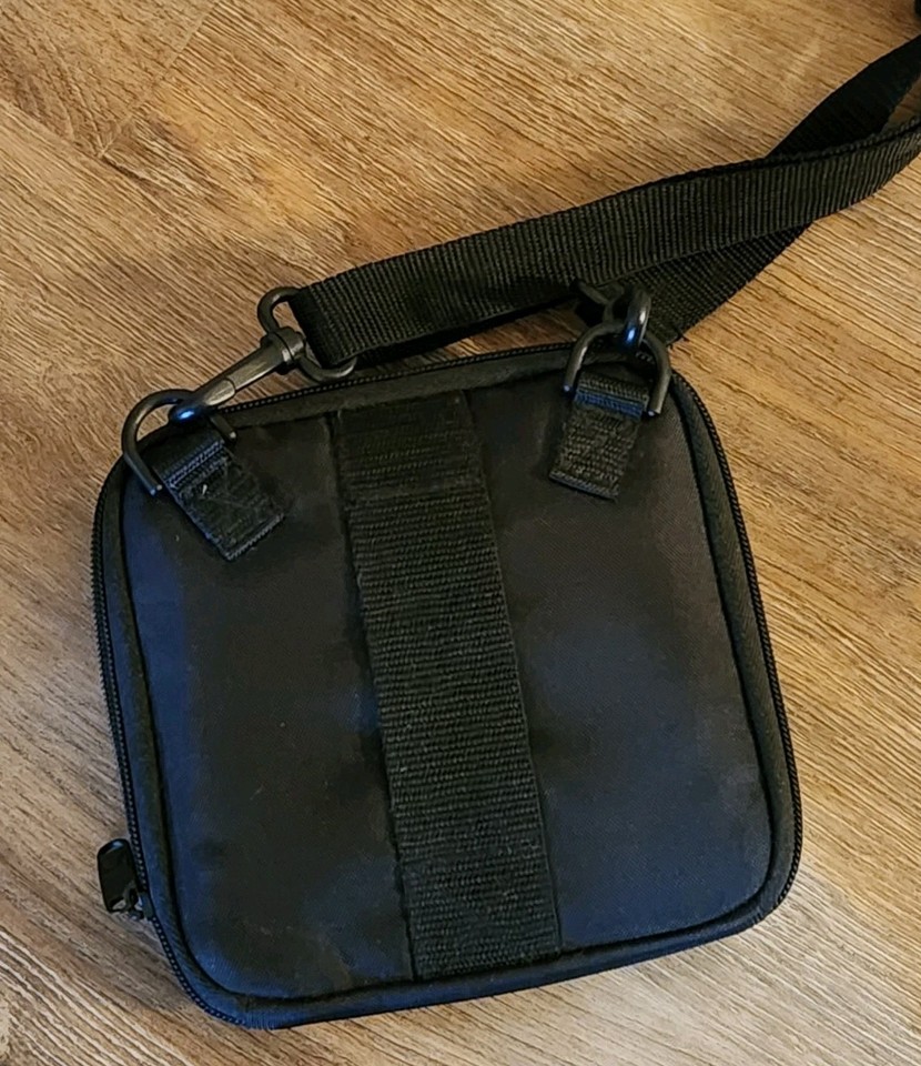 Case Logic CD PLAYER - Carrying Case - Black | eBay