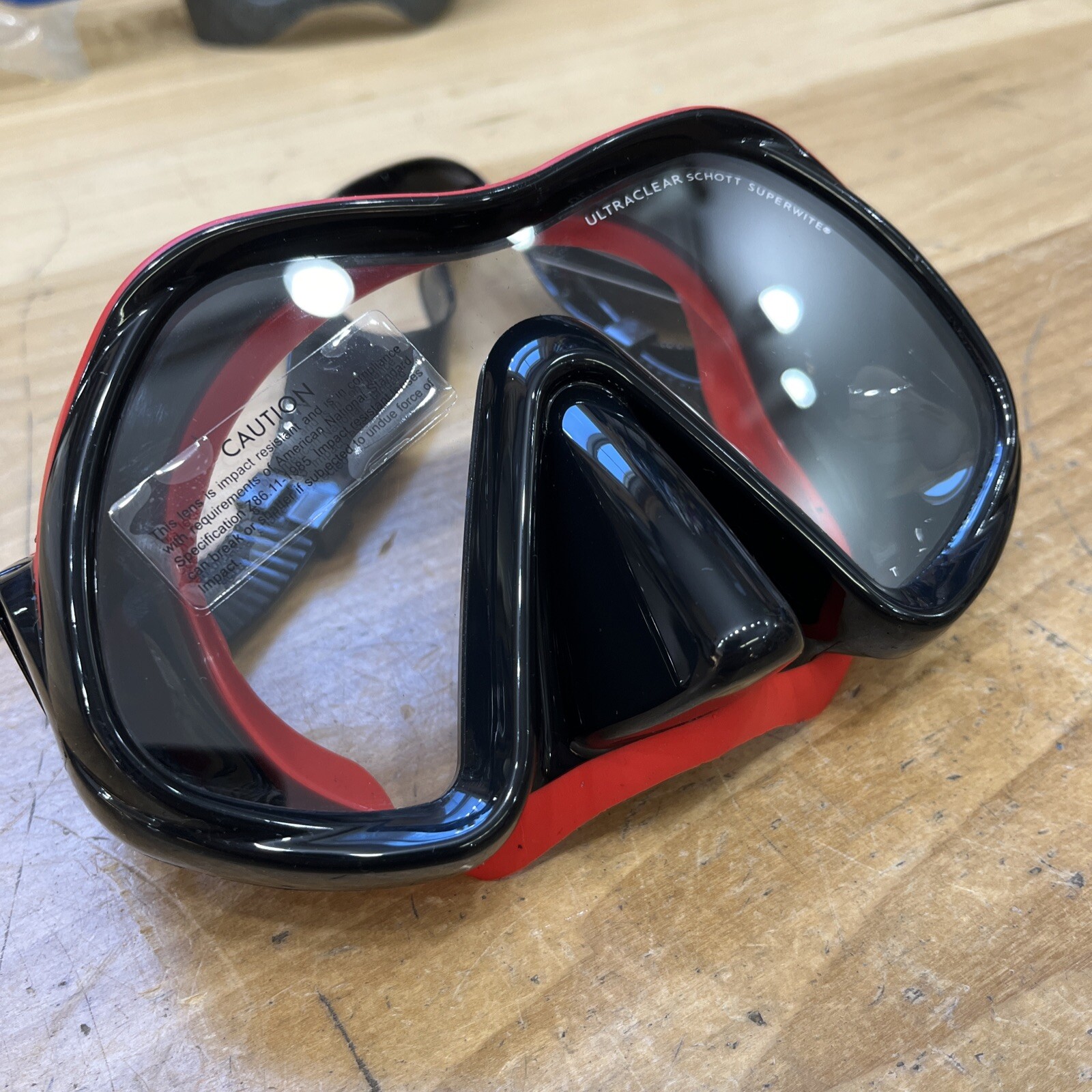 Atomic Aquatics - Venom Frameless Mask - Black/Red - For Scuba and ...