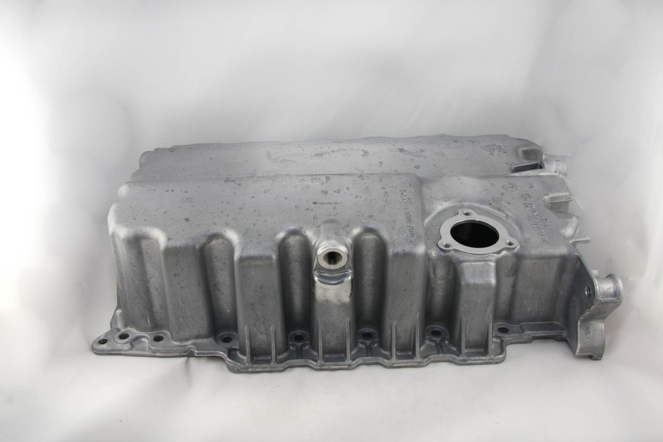 Genuine VW Carter D'Huile Moteur 04L103603 VW Caddy 2.0TDi 16- Arteon 2 ...