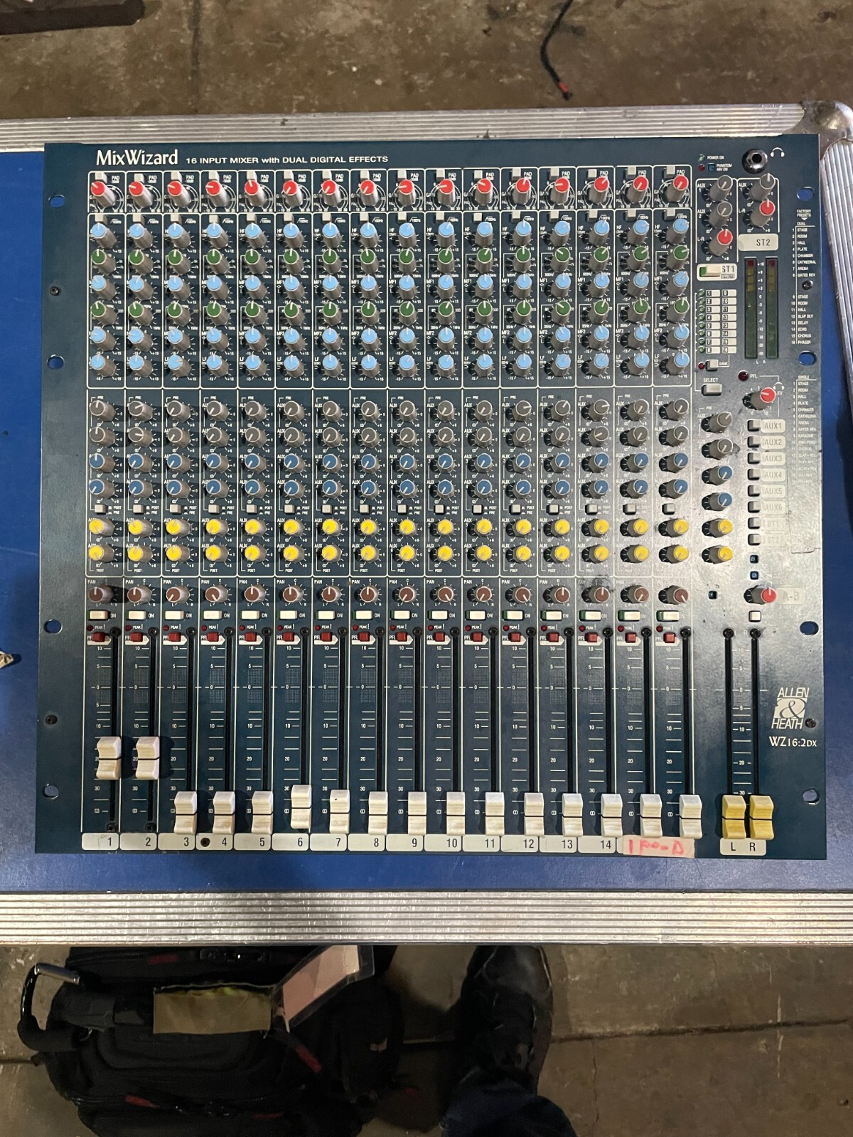 Allen & Heath AHWZ4162 MixWizard WZ4 16:2 Rack Mountable Mixing Console ...