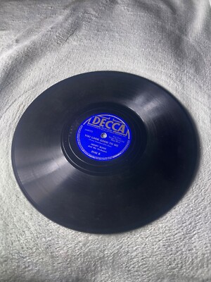 DECCA Record 78 rpm 480 EVERY LITTLE MOMENT / ILL NEVER SAY NEVER AGAIN ...