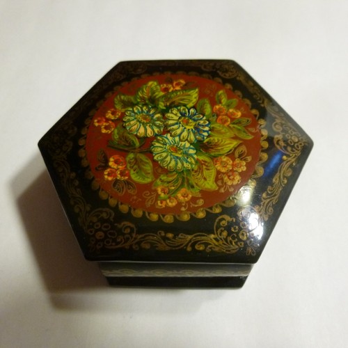 TRINKET BOX - Lacquered with floral design on cover, hinged - MINT | eBay