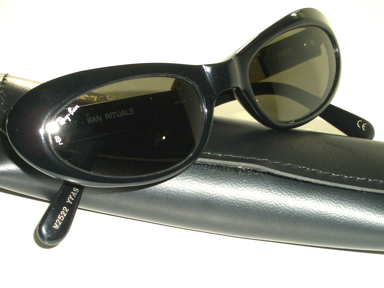 VINTAGE B&L RAY BAN W2522 BLACK G15 UV LENS SLEEK CATS RITUALS ...